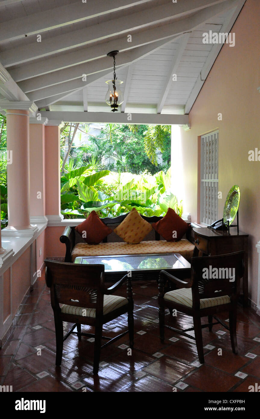 Reception pavilion hi-res stock photography and images - Alamy