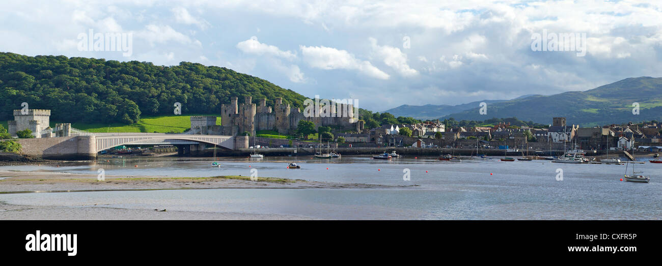 River Conwy estuary and medieval castle in summer, Gwynned, North Wales ...