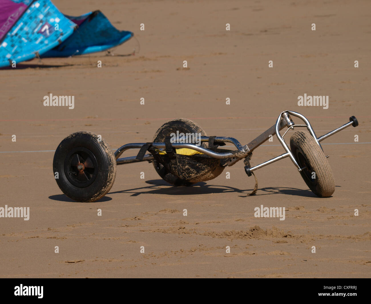 Kite buggying cart, Cornwall, UK Stock Photo - Alamy