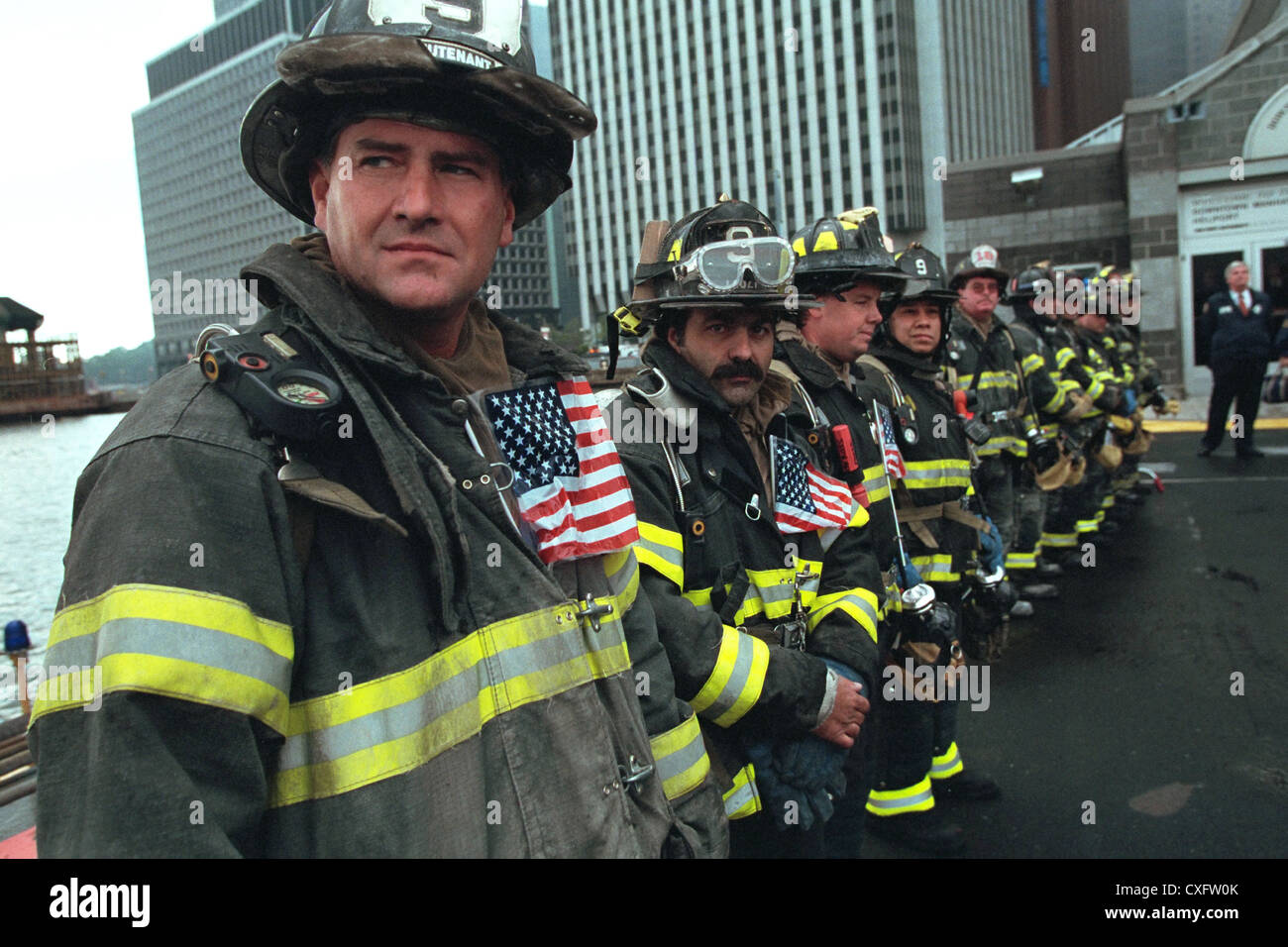 September 11 2001 firefighter hi-res stock photography and images - Alamy
