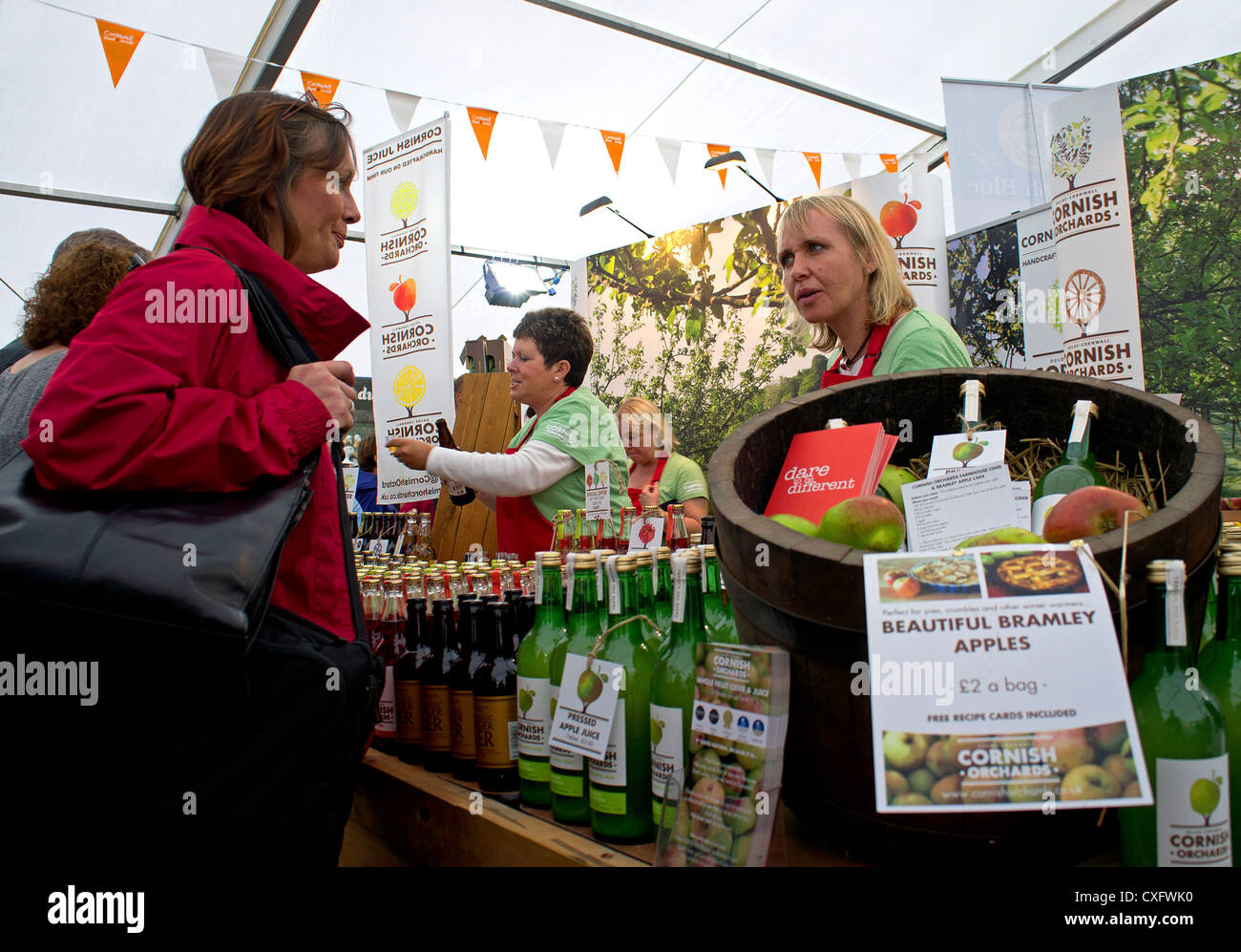 Truro, cornwall farmers market hi-res stock photography and images - Alamy