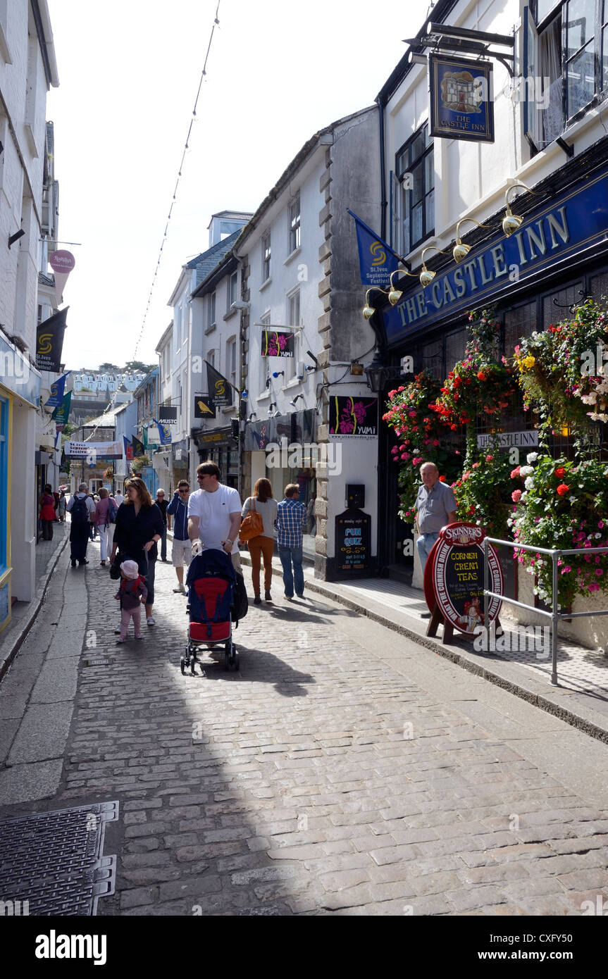 St Ives street scene Stock Photo - Alamy