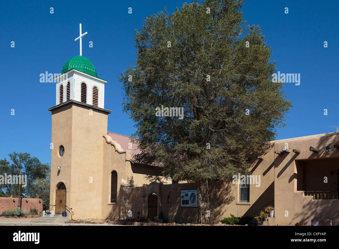 Rural Adobe Church, Los Cerrillos, New Mexico Stock Photo - Alamy