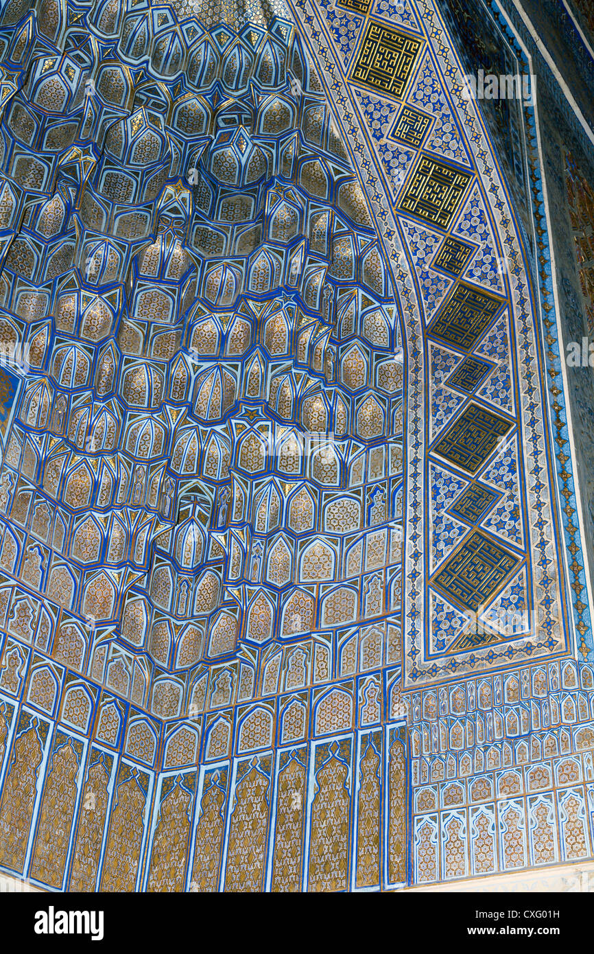 detail of wall painting in niche, Tomb of Tamerlane, Samarqand ...