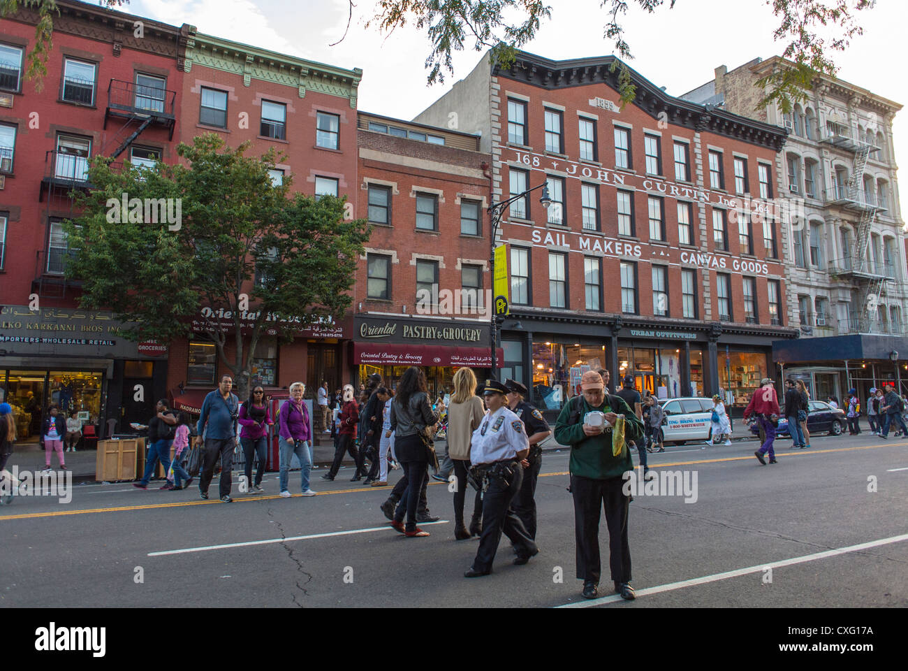 New York City, USA, Large Crowd people urban public enjoying the ...