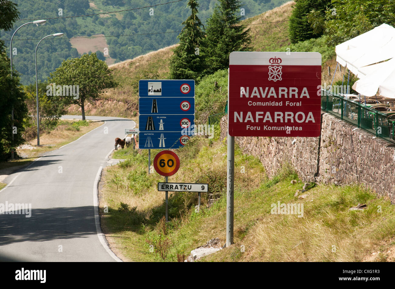 Spanish road signs hi-res stock photography and images - Alamy
