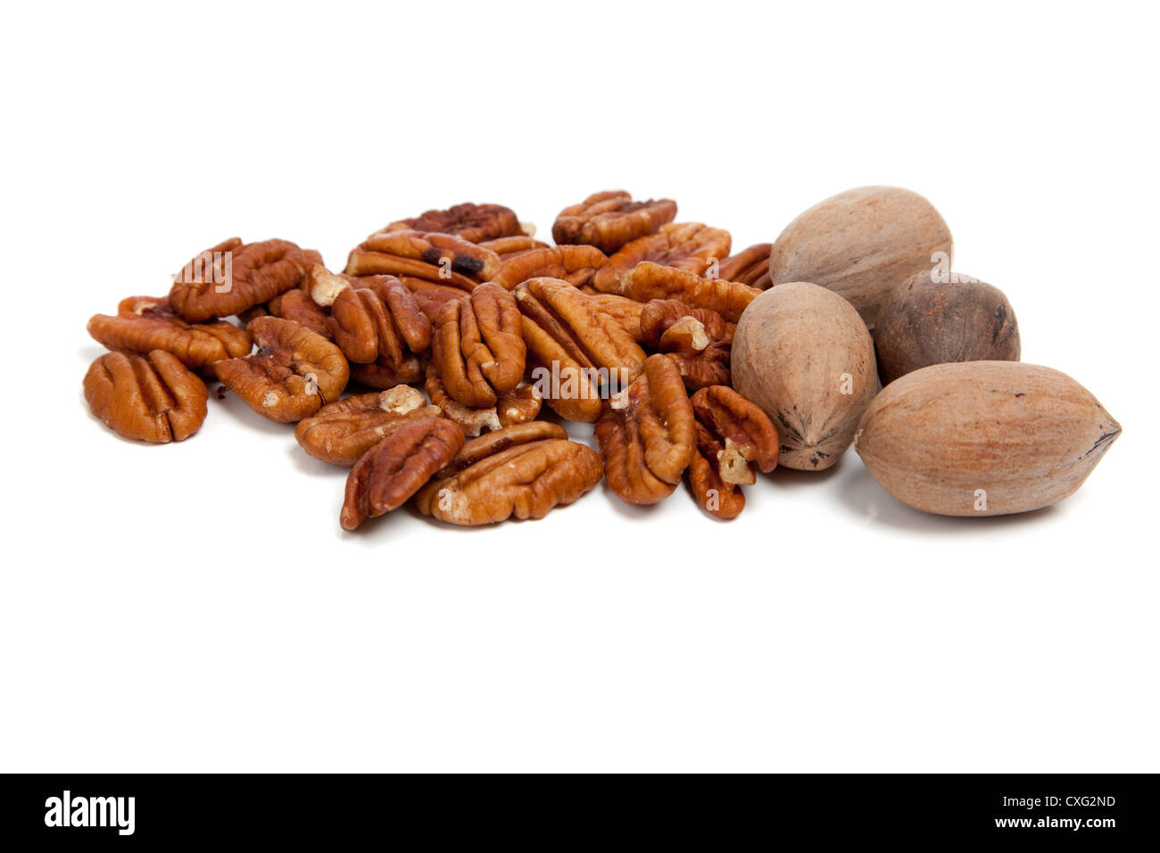 pecans, whole and shelled Stock Photo - Alamy