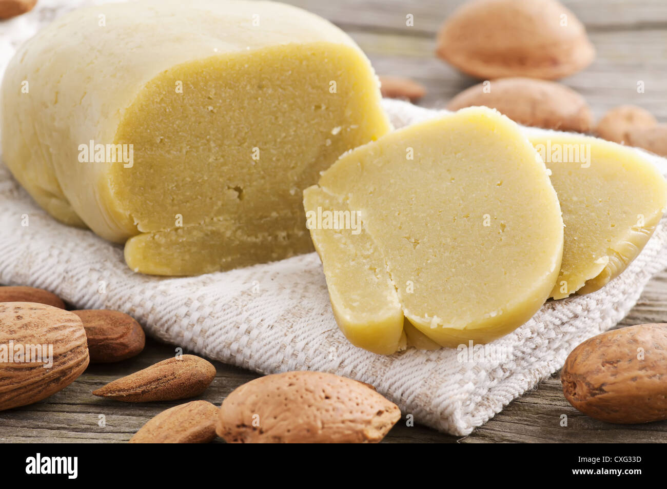 Food marzipan hi-res stock photography and images - Alamy
