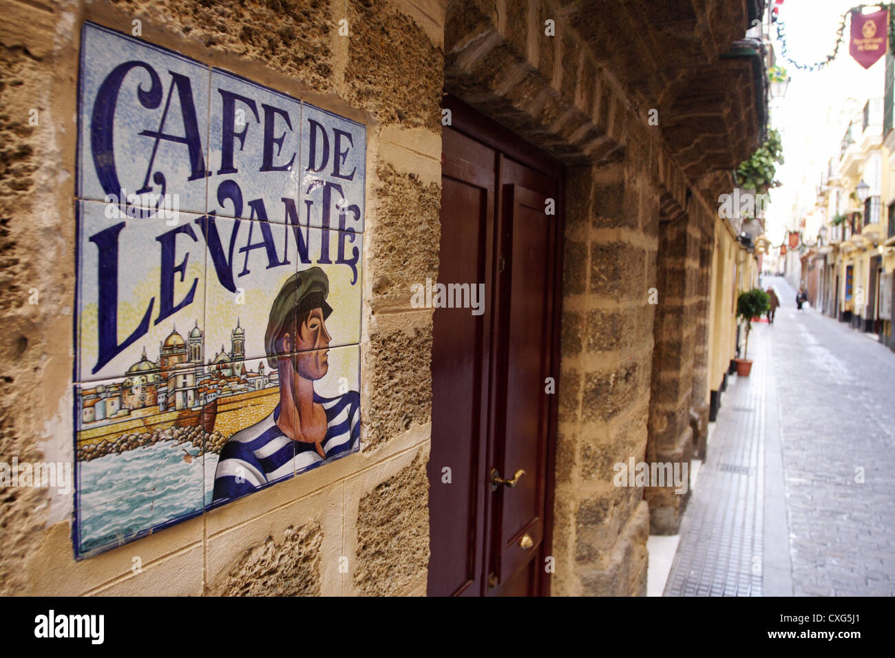 Cadiz, outside a cafe in a shopping street Stock Photo - Alamy