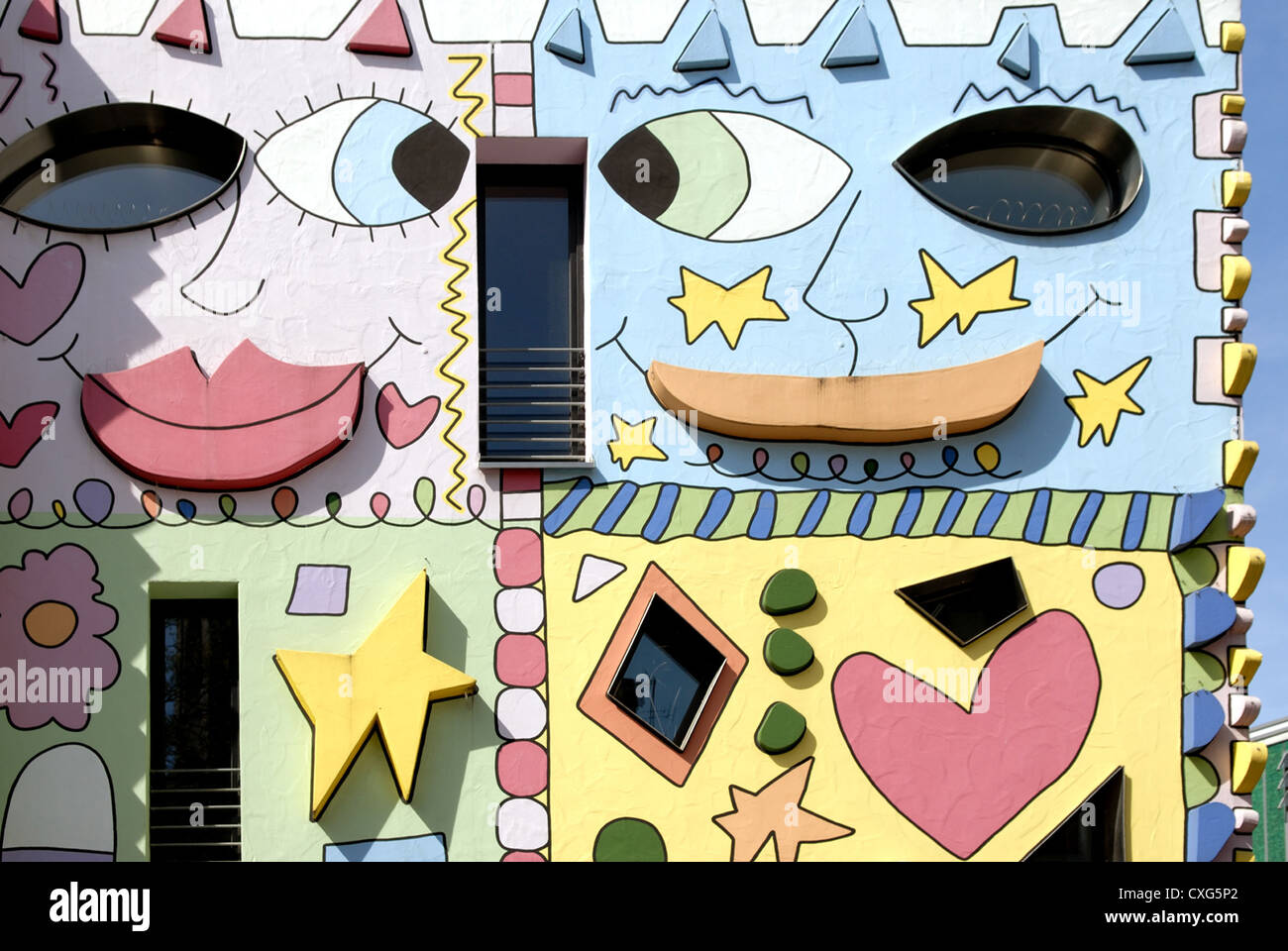 James rizzi hi-res stock photography and images - Alamy