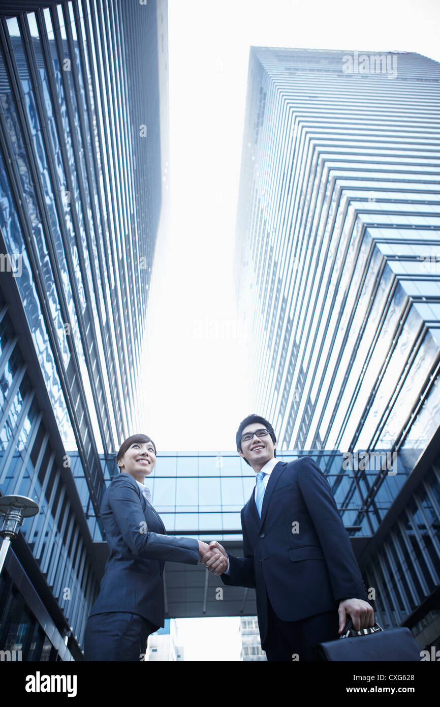 Face same direction hi-res stock photography and images - Alamy