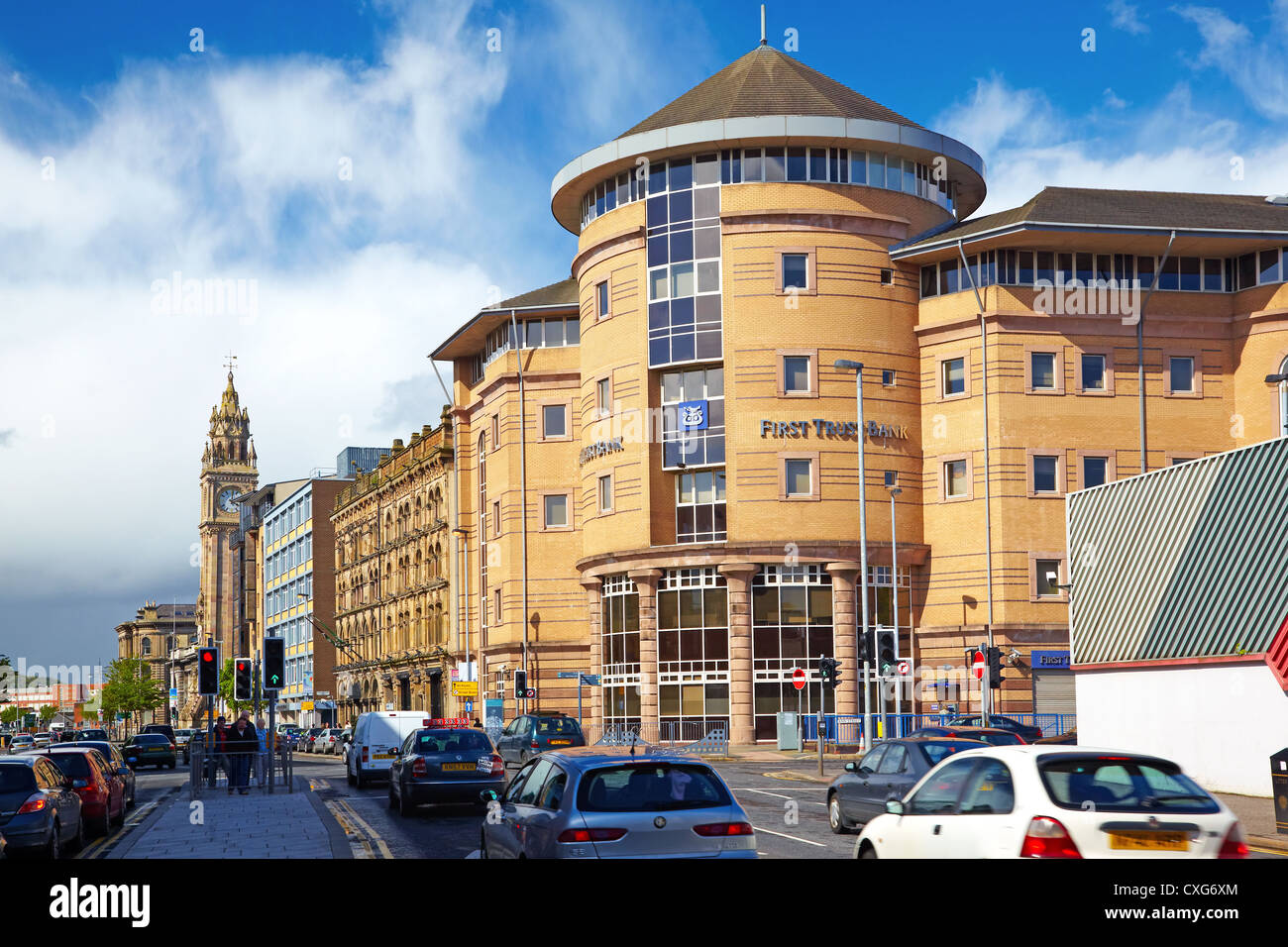 Belfast street view hi-res stock photography and images - Alamy