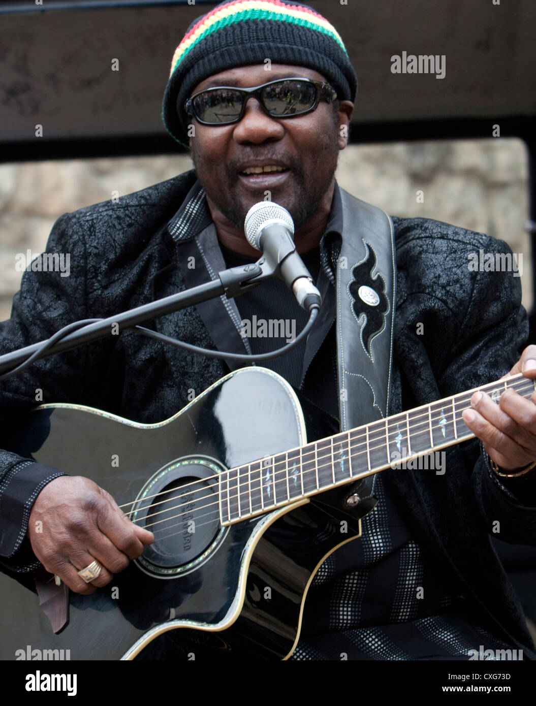 Toots and the maytals play a street gig in central oxford, england ...