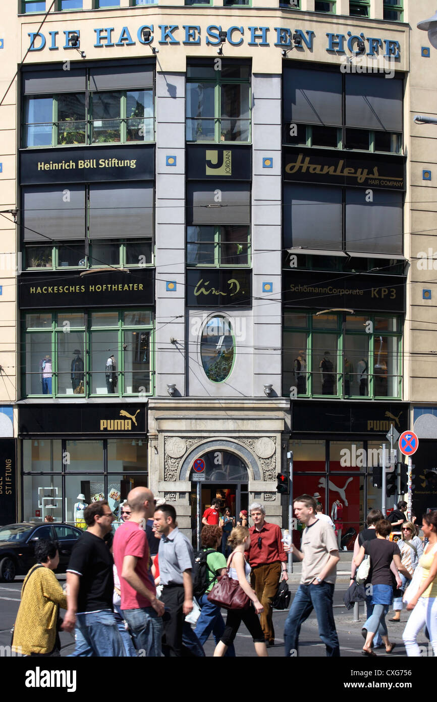 Berlin Hackescher Markt Stock Photo - Alamy