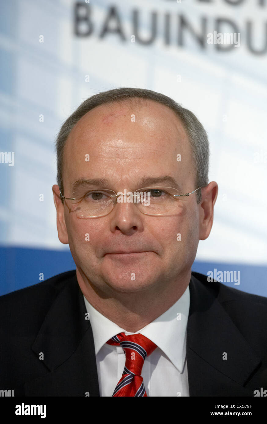 Michael Knipper, Hauptgeschaeftsfuehrer German Construction Industry ...