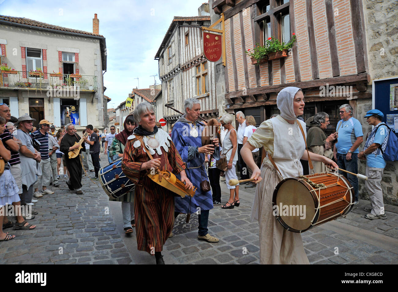 Medieval street festival in Parthenay, France Stock Photo - Alamy