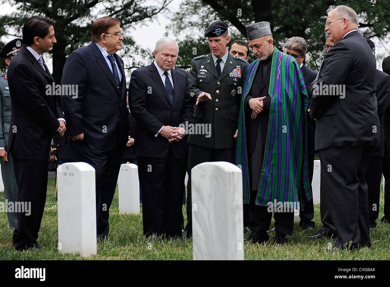 Afghanistan President Hamid Karzai Afghan and US Defense Secretary ...