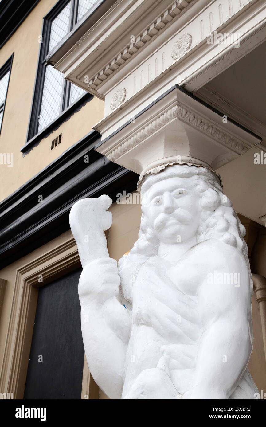 Statue at a Doorway on Tombland Norwich Norfolk England Stock Photo - Alamy