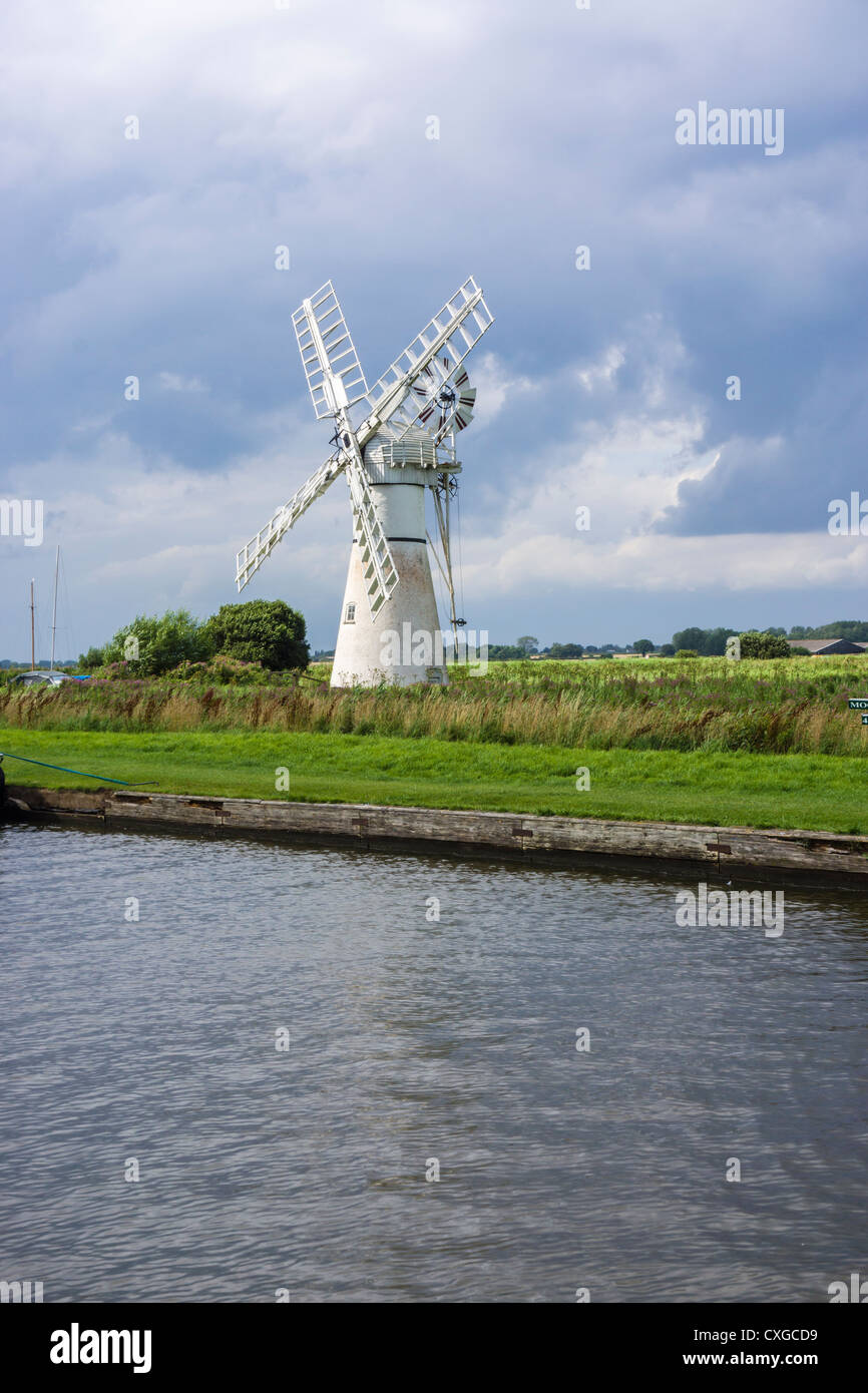 Thurne drainage mill, Norfolk Broads, Norfolk Stock Photo - Alamy