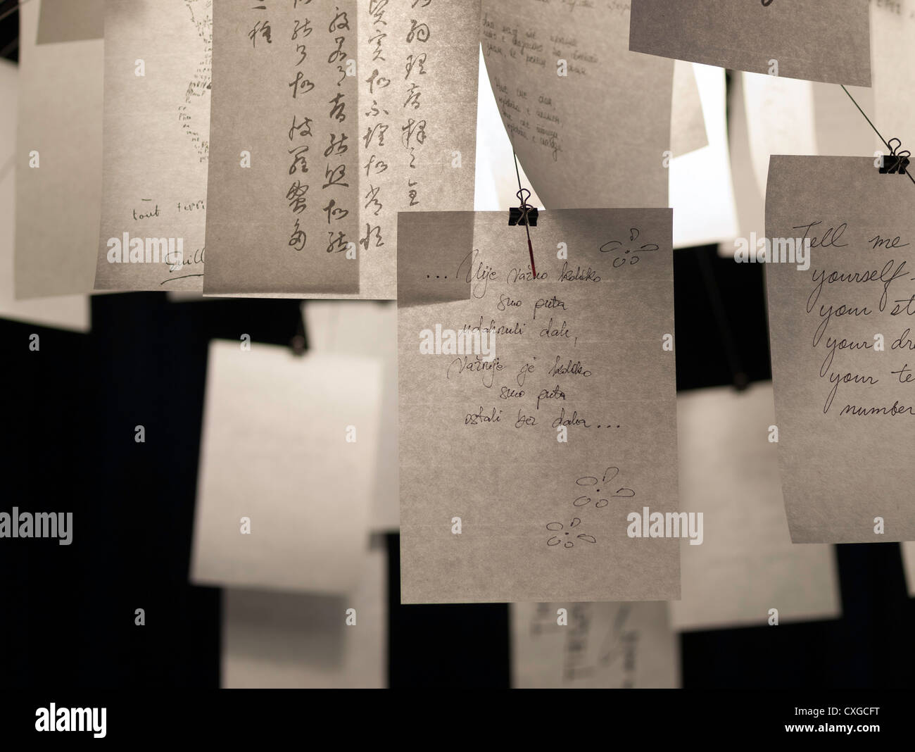 Ingo Maurer, Zettel'z 5' lamp detail Stock Photo - Alamy