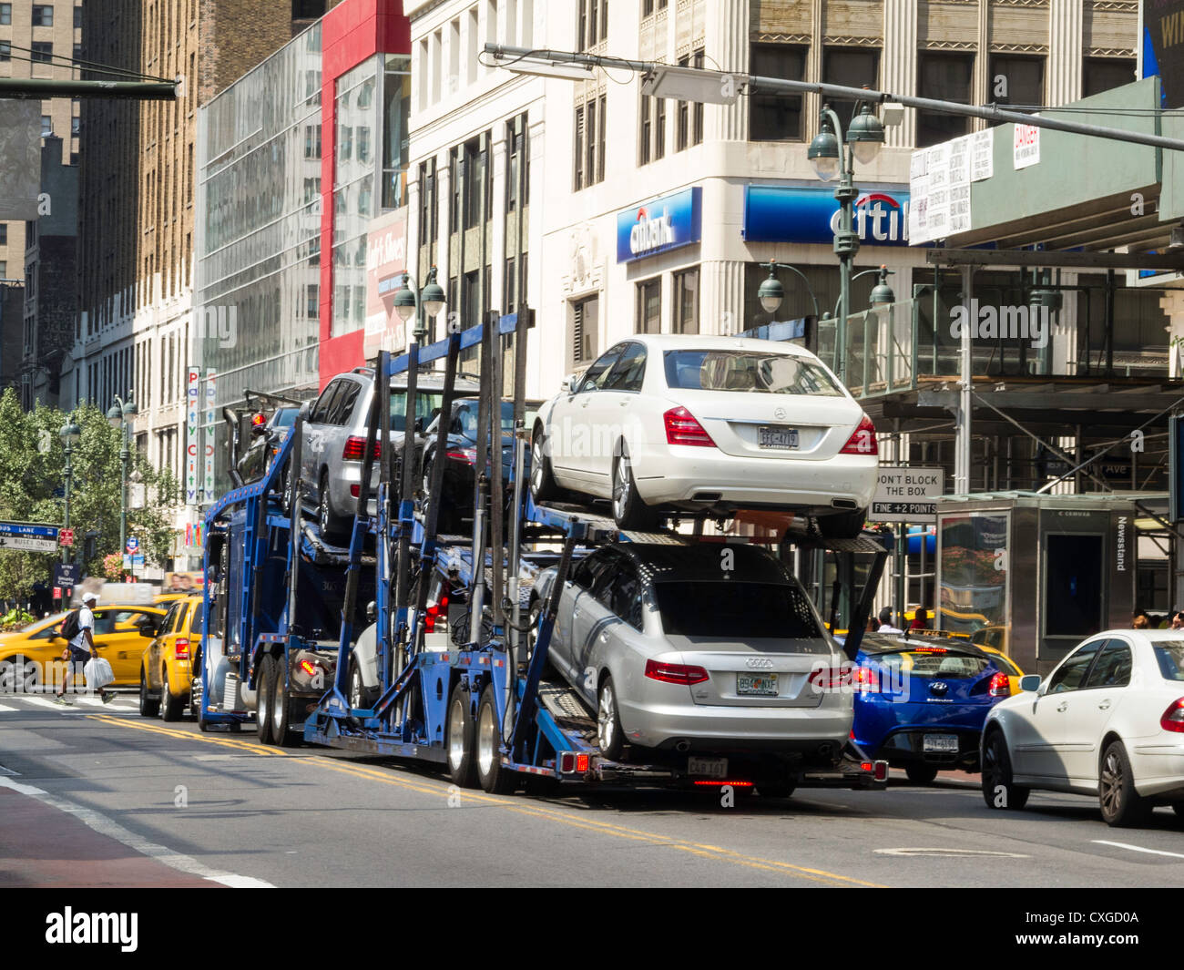 Car Transporter Truck Stock Photos & Car Transporter Truck Stock Images ...