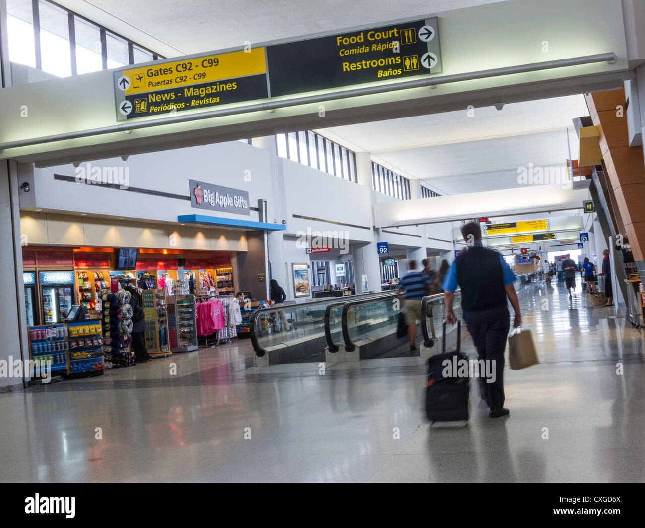 Passenger Concourse Moving Sidewalks, Newark Liberty International ...
