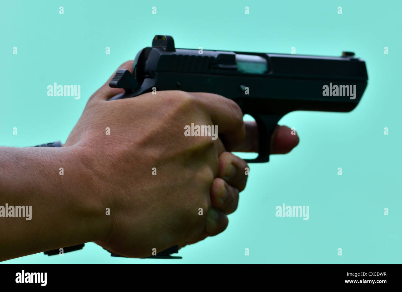 Pistol marksmanship hi-res stock photography and images - Alamy