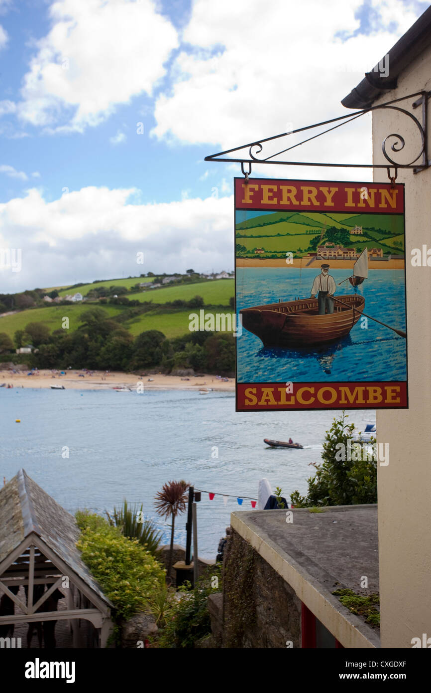 Ferry inn salcombe devon hi-res stock photography and images - Alamy