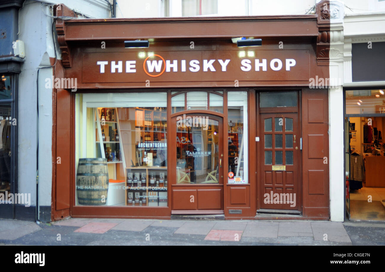 Specialist whisky shop hi-res stock photography and images - Alamy
