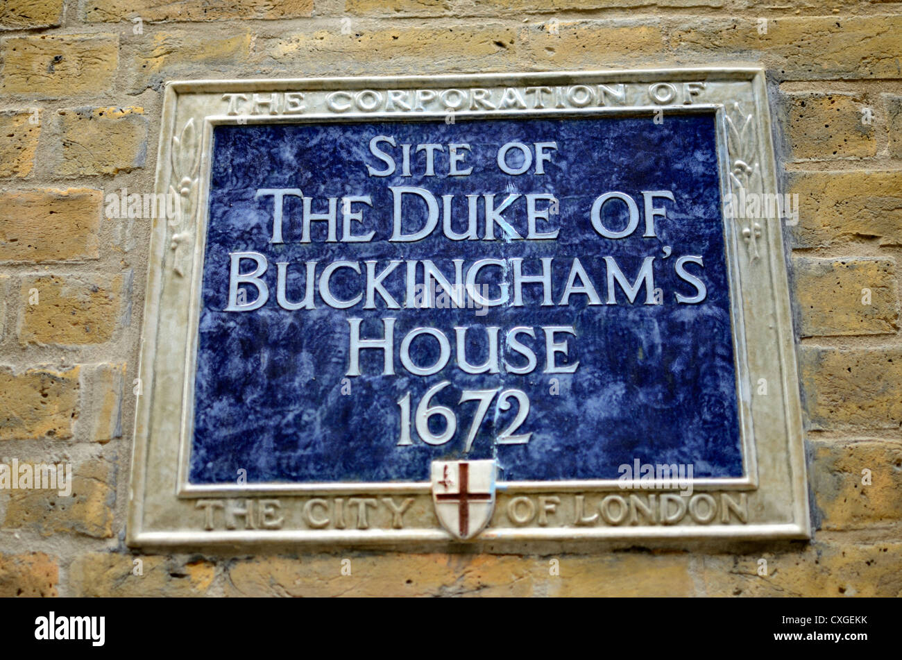 Blue Plaque marking the site of The Duke of Buckingham's House 1672 ...