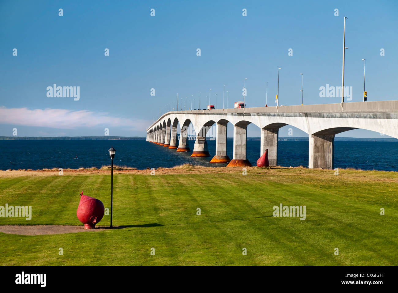 Confederation bridge new brunswick hi-res stock photography and images ...