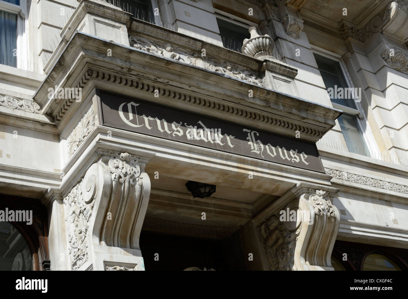 Crusader House, Pall Mall, London, England Stock Photo - Alamy