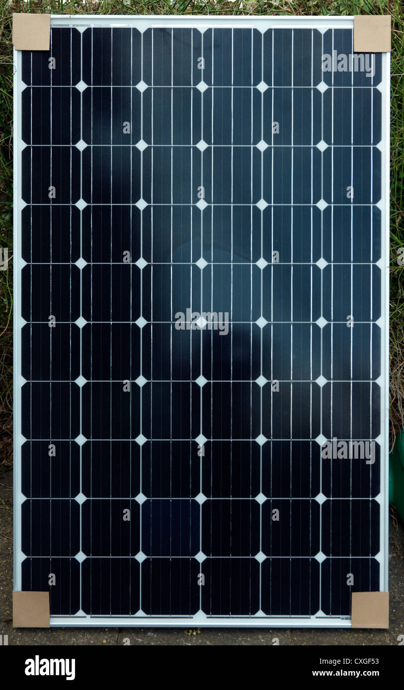 Solar panel hi-res stock photography and images - Alamy