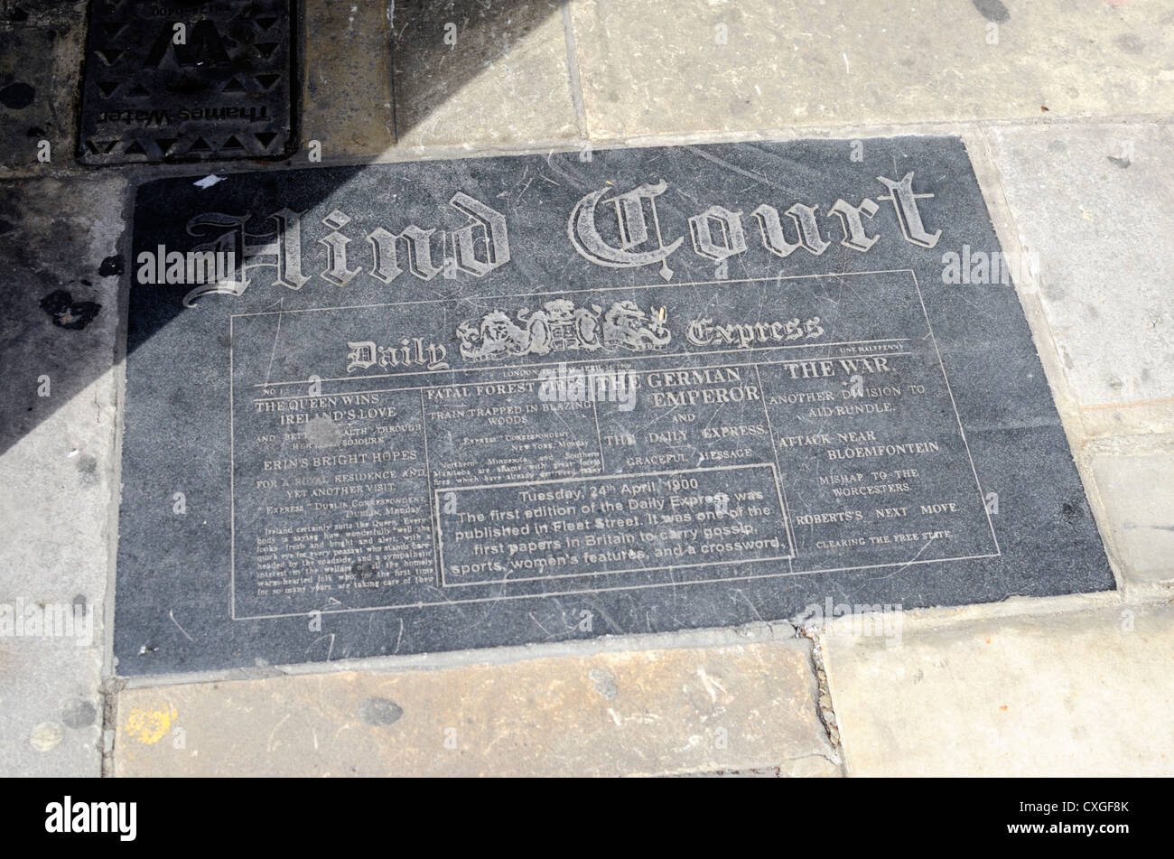 Hind Court stone sign in pavement, Fleet Street, London, England Stock ...