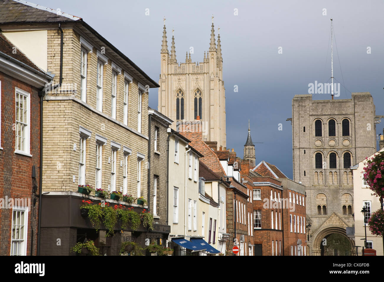 Grey tower hi-res stock photography and images - Alamy