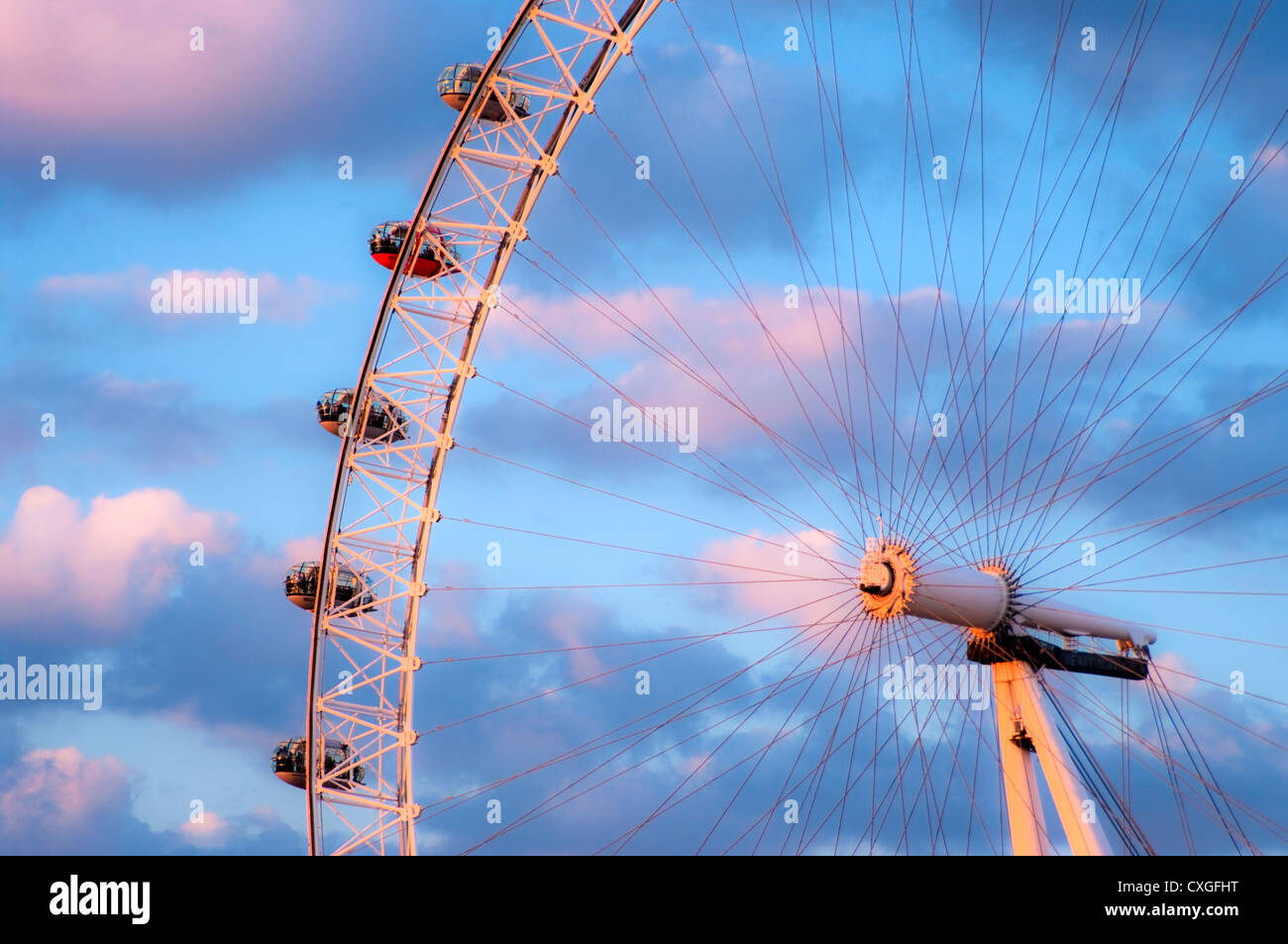 London Eye during sunset Stock Photo - Alamy London Eye during sunset Stock Photo - Alamy