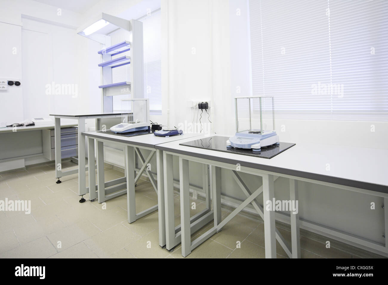 Lab wall laboratory hi-res stock photography and images - Alamy