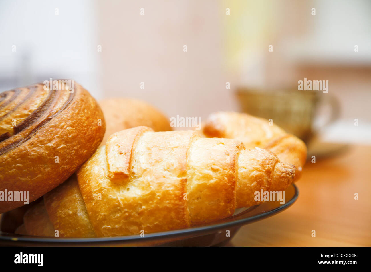 Tasting pastry hi-res stock photography and images - Alamy