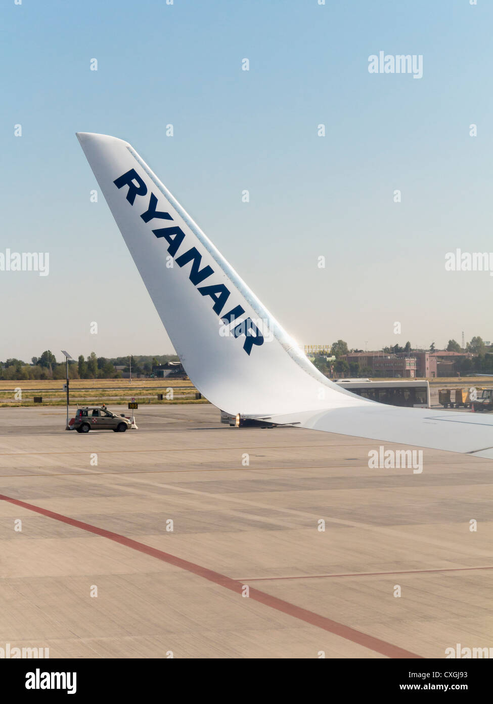 Aircraft winglet carrying the name Ryanair, Italy Stock Photo - Alamy