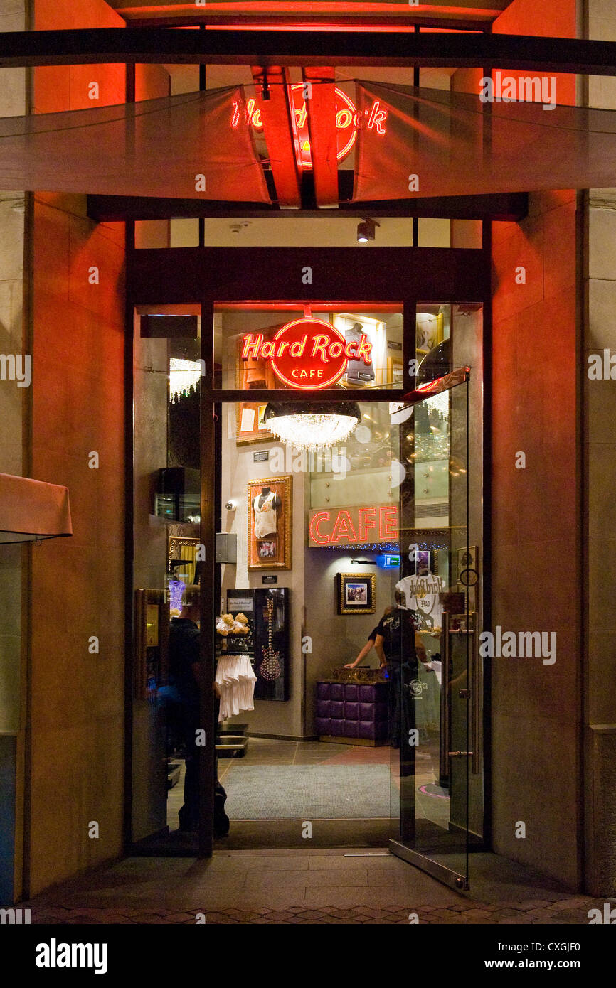 Budapest hard rock cafe hi-res stock photography and images - Alamy