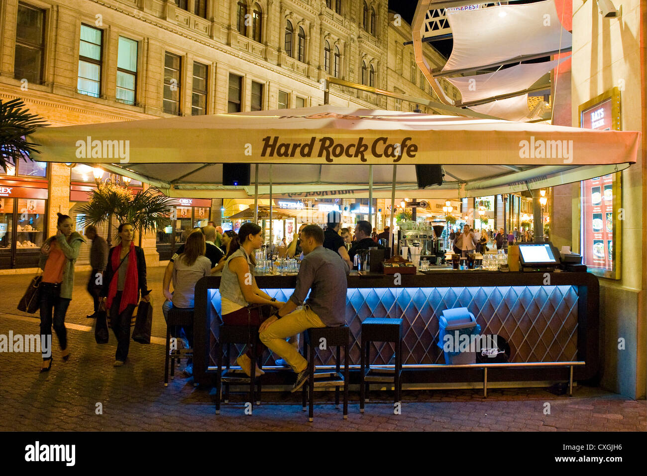 Budapest hard rock cafe hi-res stock photography and images - Alamy