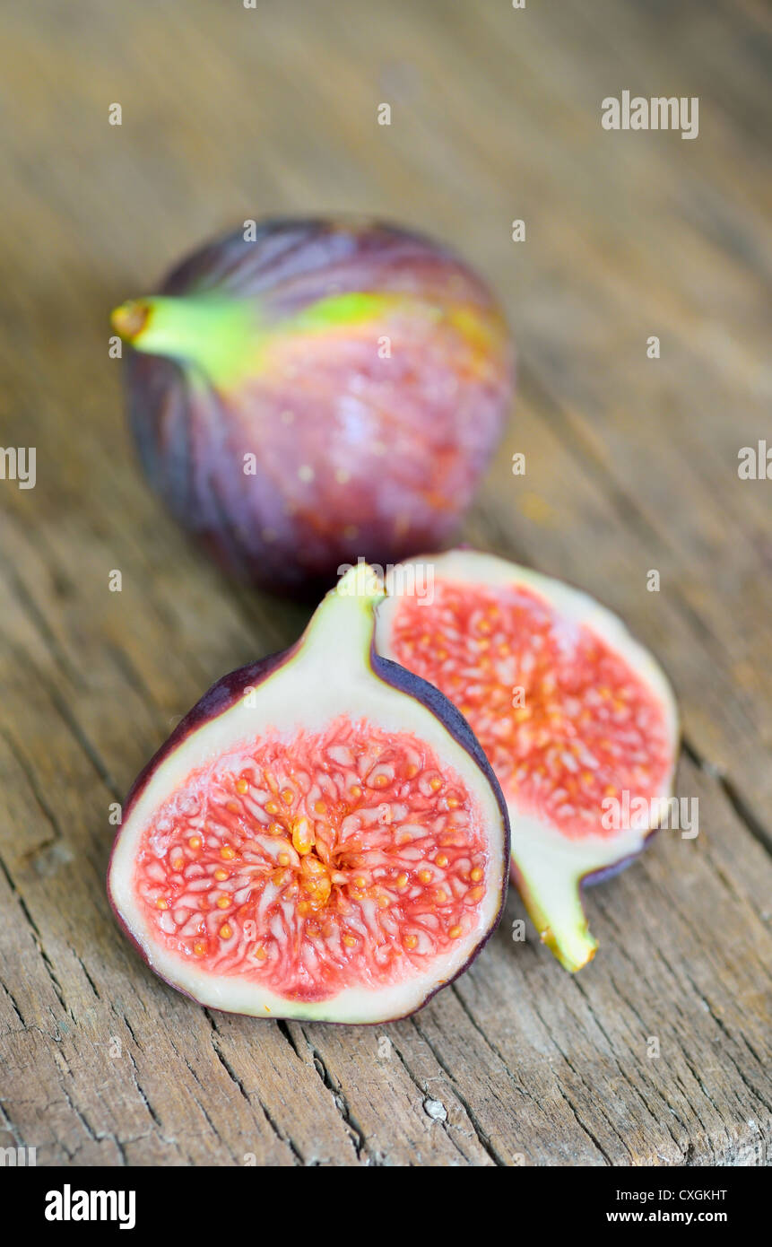 Ripe fresh fig Stock Photo - Alamy