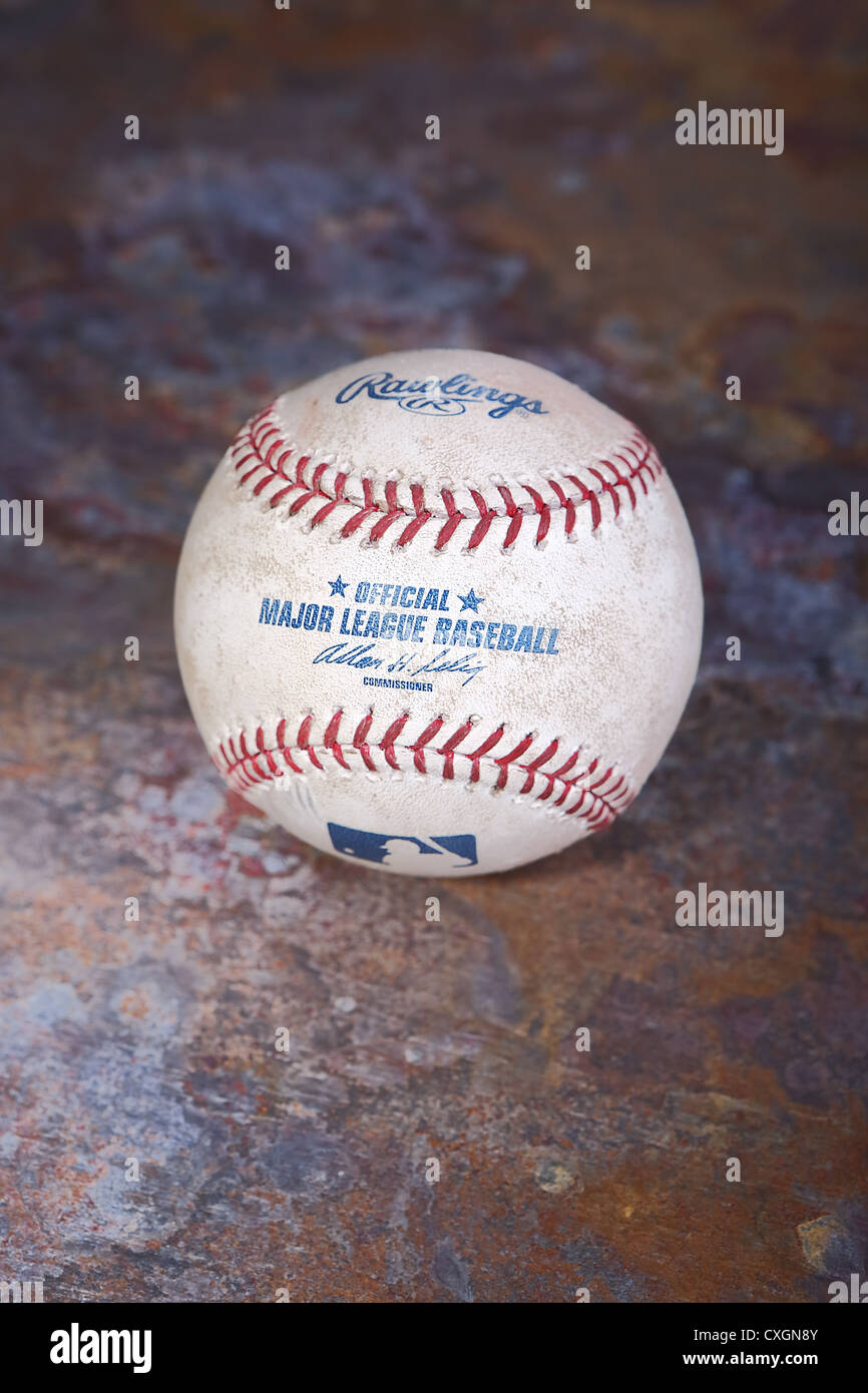 Official major league baseball hi-res stock photography and images - Alamy