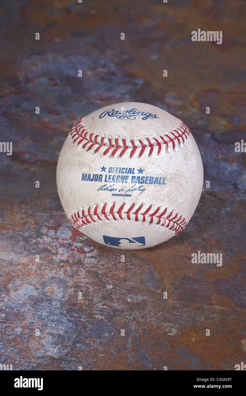 Official major league baseball hi-res stock photography and images - Alamy