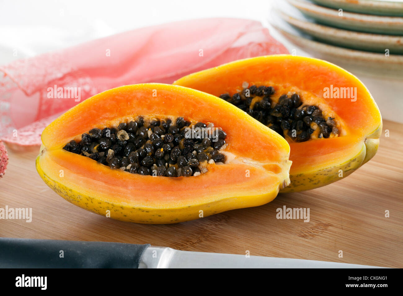 Papaya sliced hi-res stock photography and images - Alamy
