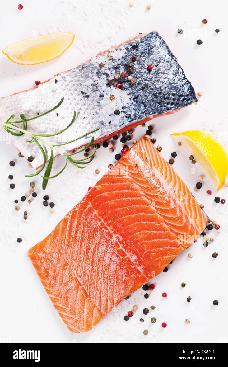 Fresh salmon hi-res stock photography and images - Alamy