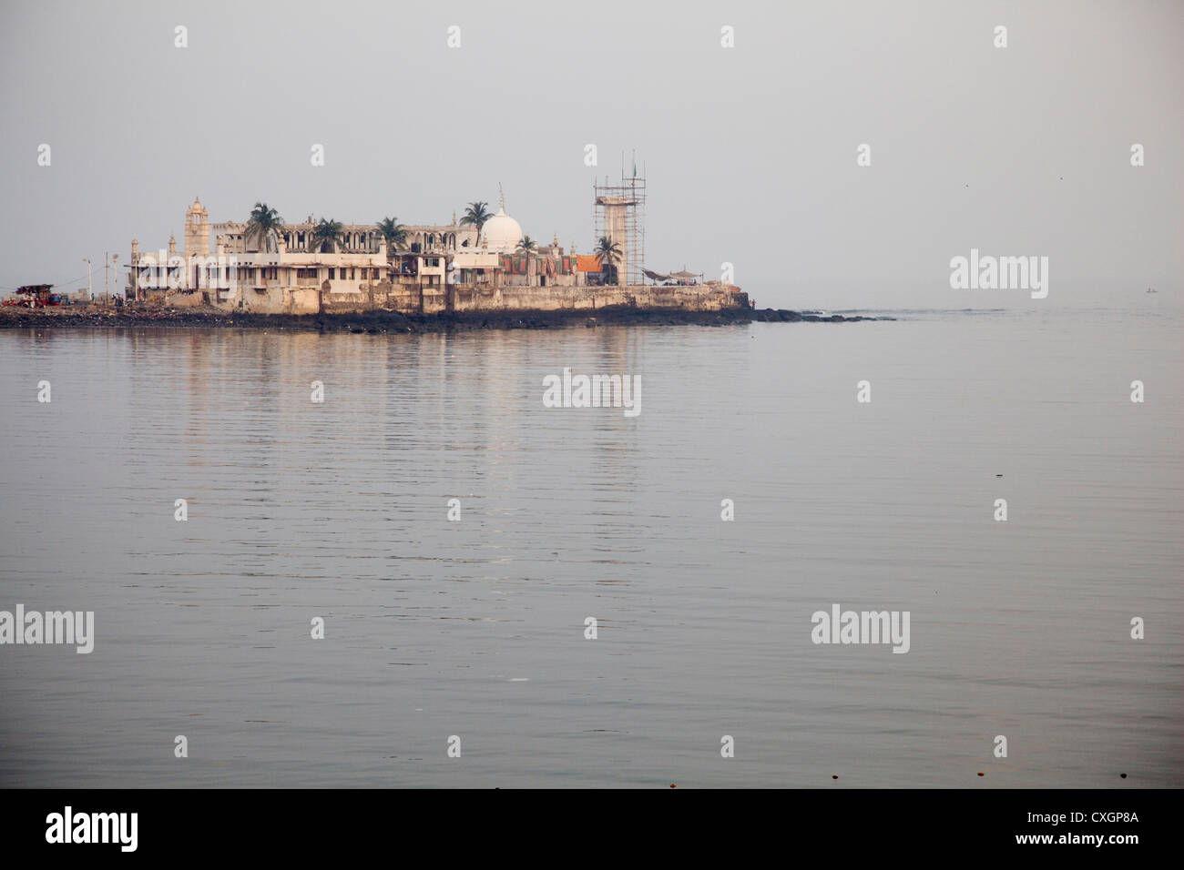 Indian mosque mumbai india hi-res stock photography and images - Alamy