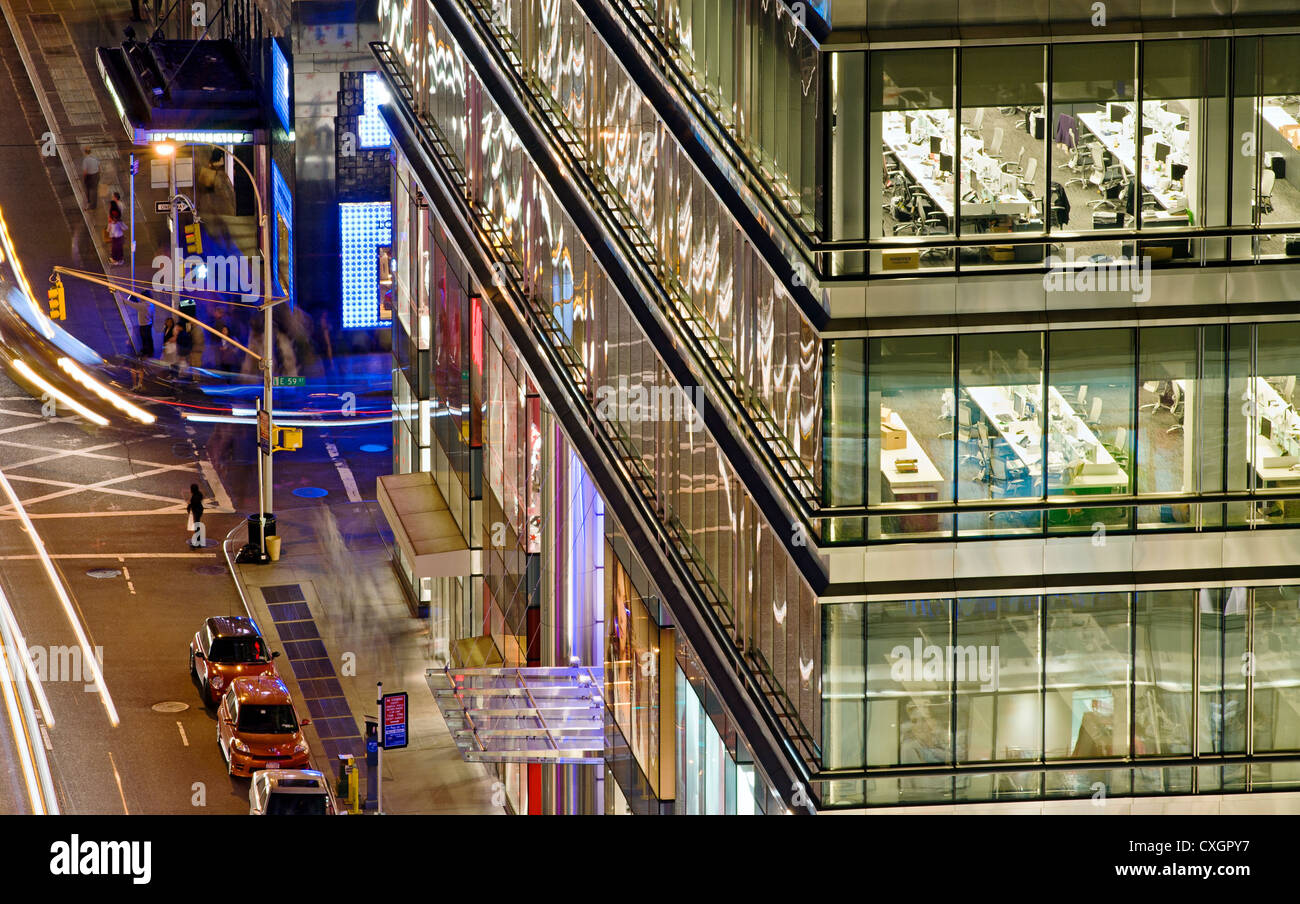 Bloomberg Building New York Stock Photos & Bloomberg Building New York ...