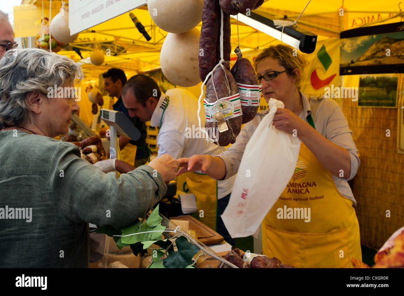 Farmers' Market at Circo Massimo, Rome, Italy Stock Photo - Alamy