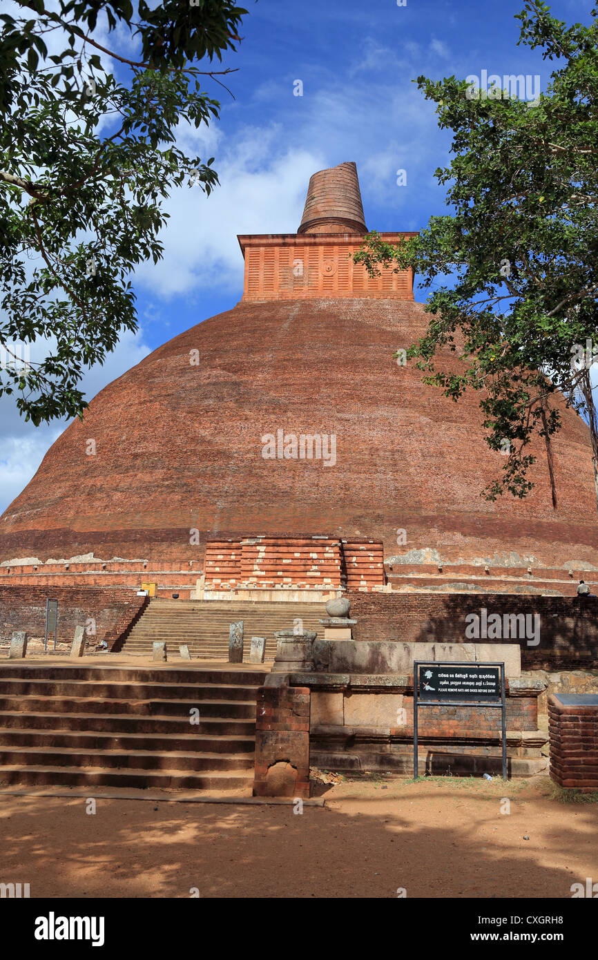 Jetavana stupa believed to be the tallest brick building of the ancient ...
